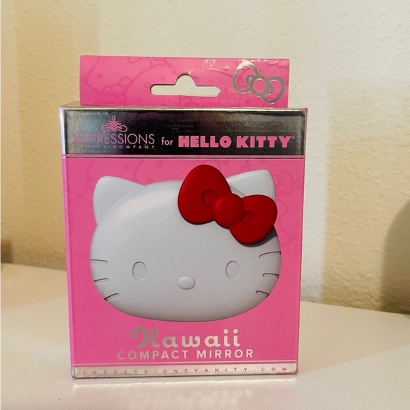 Impressions | Makeup | Hello Kitty Kawaii Compact Mirror Led ...